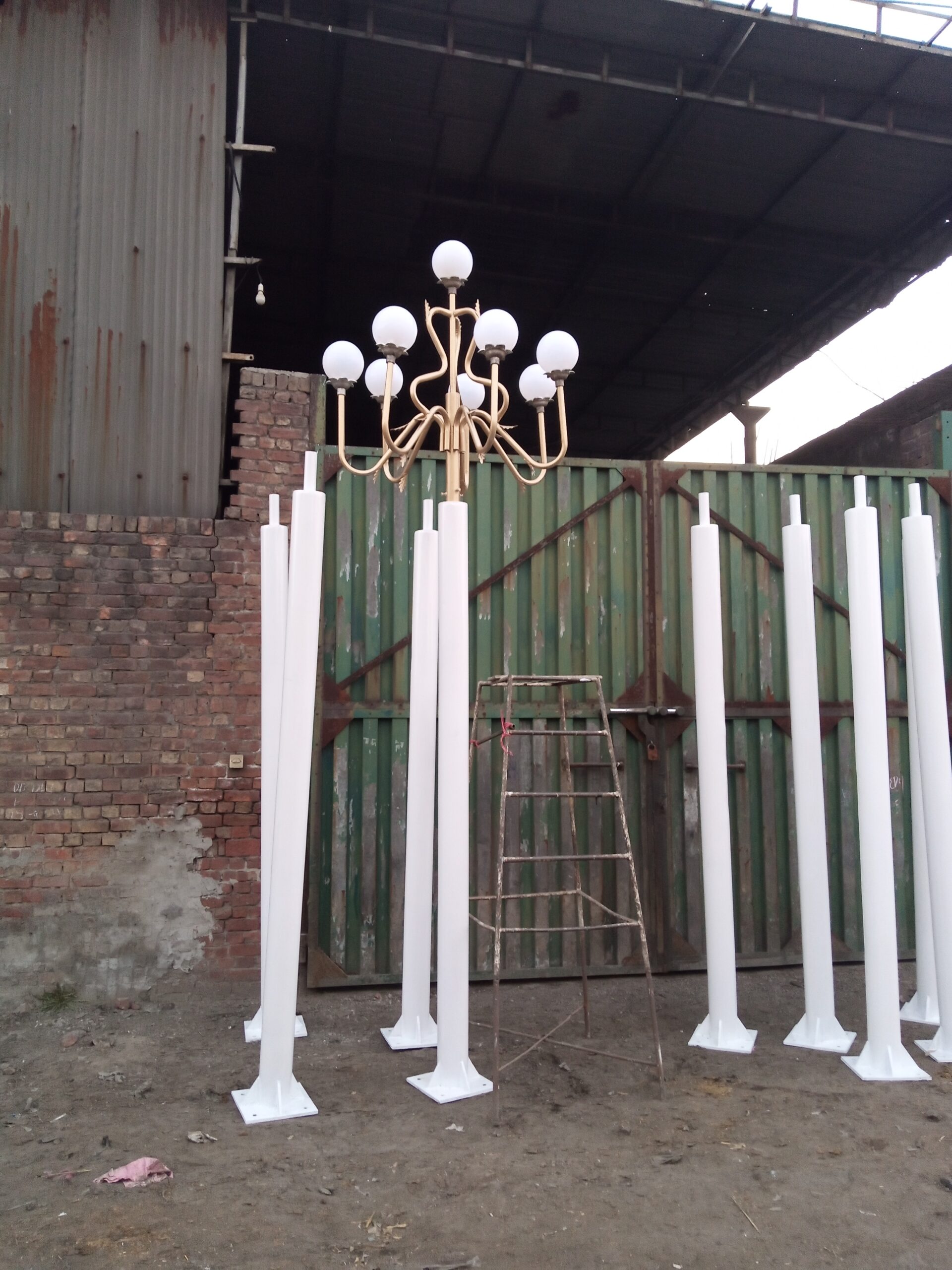 Fancy street light poles manufacturer in Pakistan